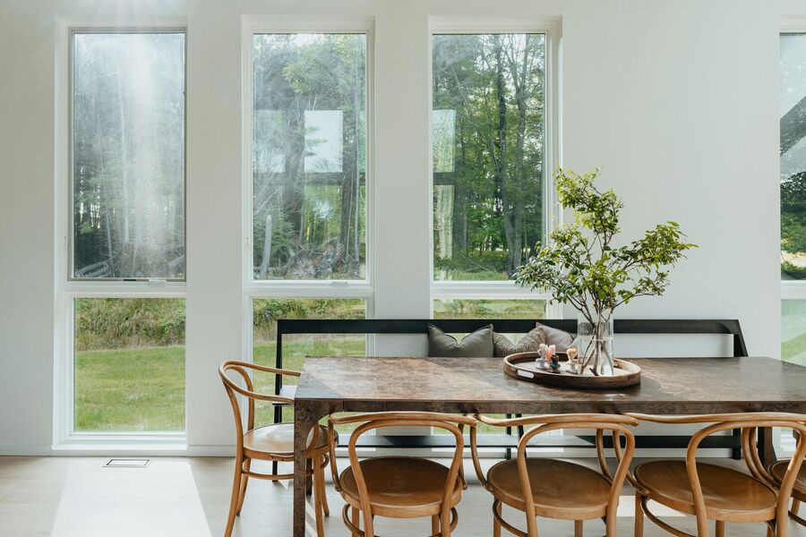 5 Easy Vacation Home Decor Ideas for Hassle-Free Styling | Interior ...